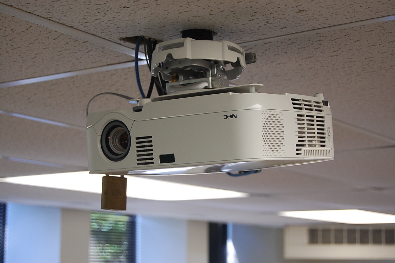 Projector Installation | SJ BAY